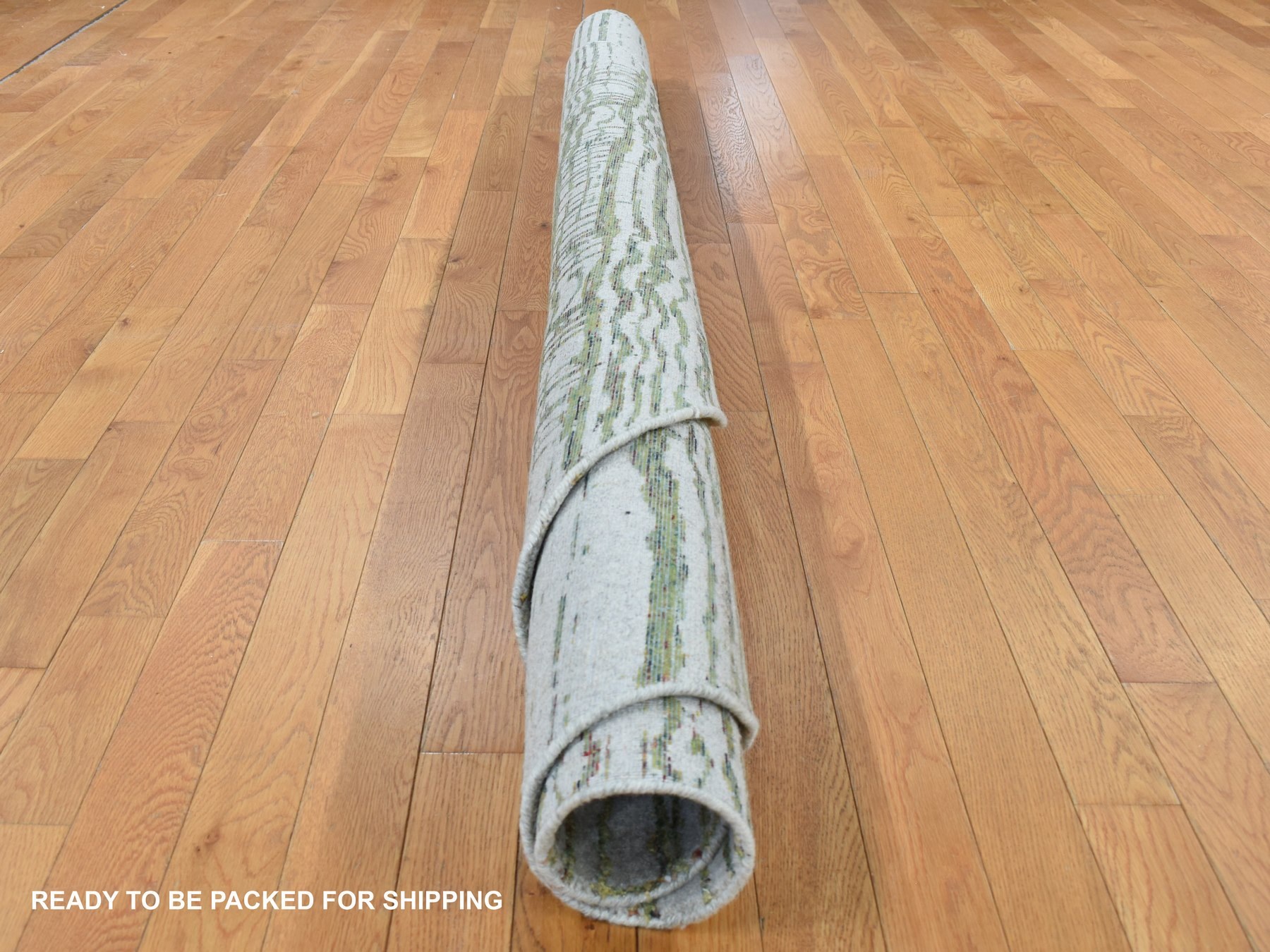 5'10"x5'10" Thunder Gray, Fine Jacquard Hand Loomed, Modern Safari ...